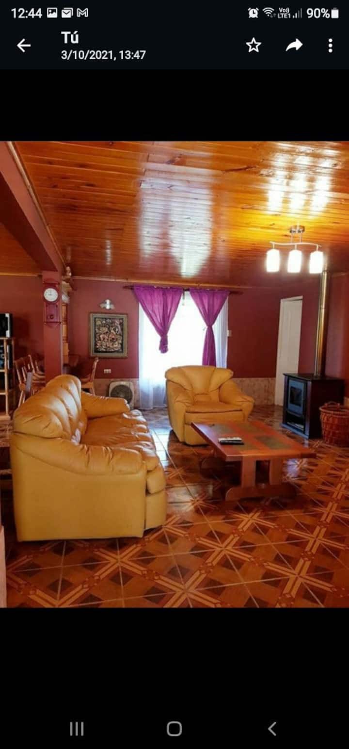 Casa Con Jardín Estacionamiento Privado - Santa Cruz