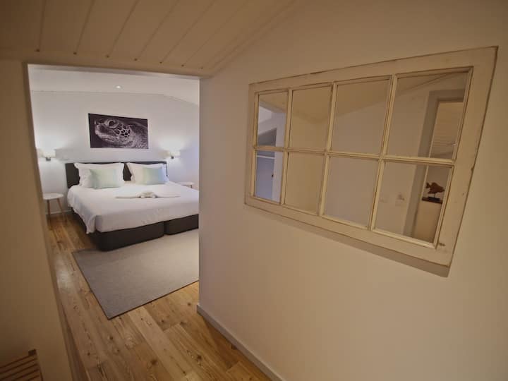 Manta Ray Lodge . Ocean View #4 - Horta