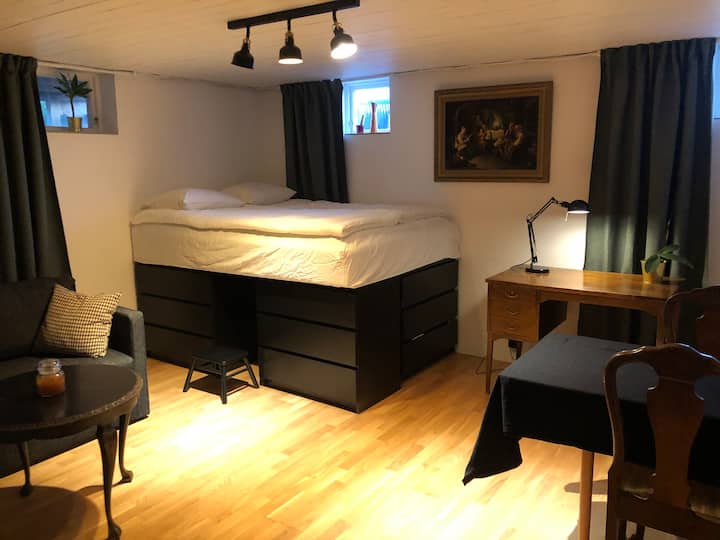 Basment Studio Apartment In Central Gothenburg - Gotemburgo