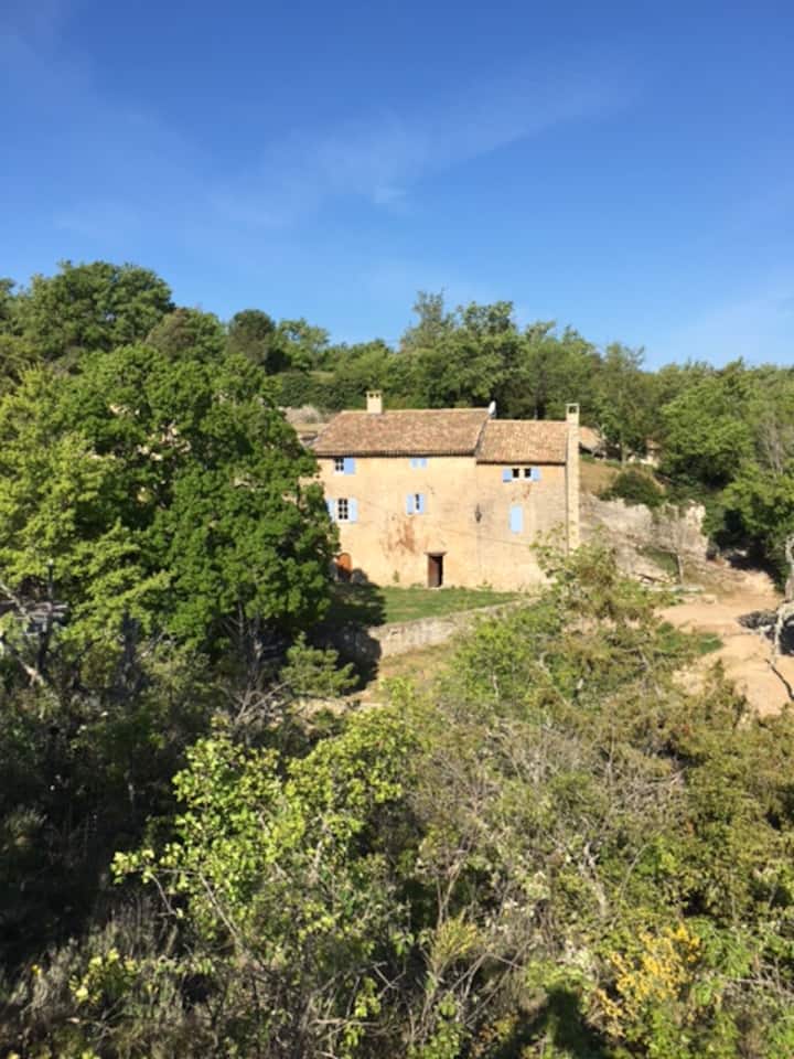 Les Grottes In Sivergues - Apt