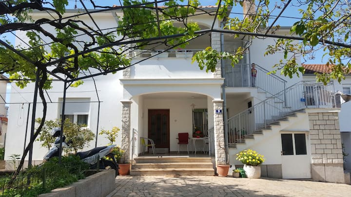 Spacious App With Ac+free Parking Near The Sea!! - Rovinj