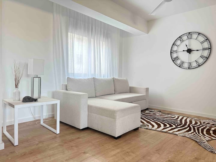 07 Turia Flats * Spacious Quiet & Bright 2bd+wifi - Torrent