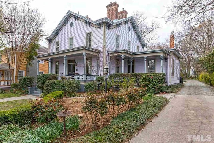 The Oakwood Inn Vacation Home - Raleigh, NC