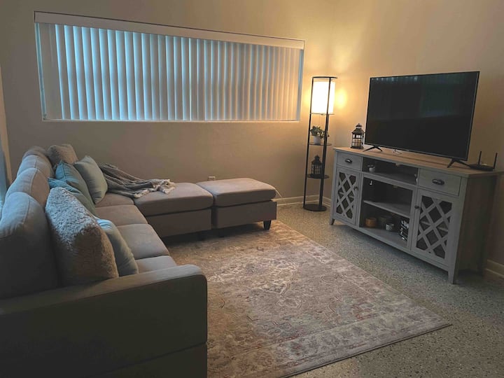 Fern Park Retreat - Altamonte Springs, FL