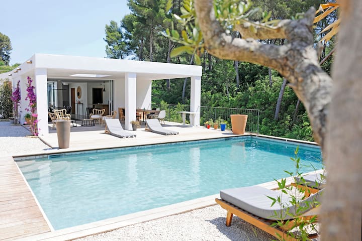 Villa Lou Cigalou - Classé De Tourisme 5 éToiles - La Ciotat
