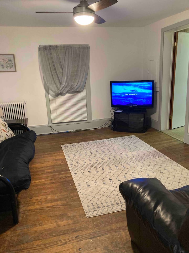 Private Room W/queen Bed In 5bed 1bath On Phillyst - Indiana, PA