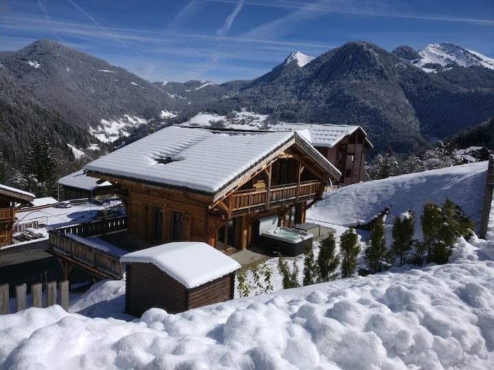 Beautiful Chalet Right By Ski-lift - Sleeps 12 - Département Haute-Savoie