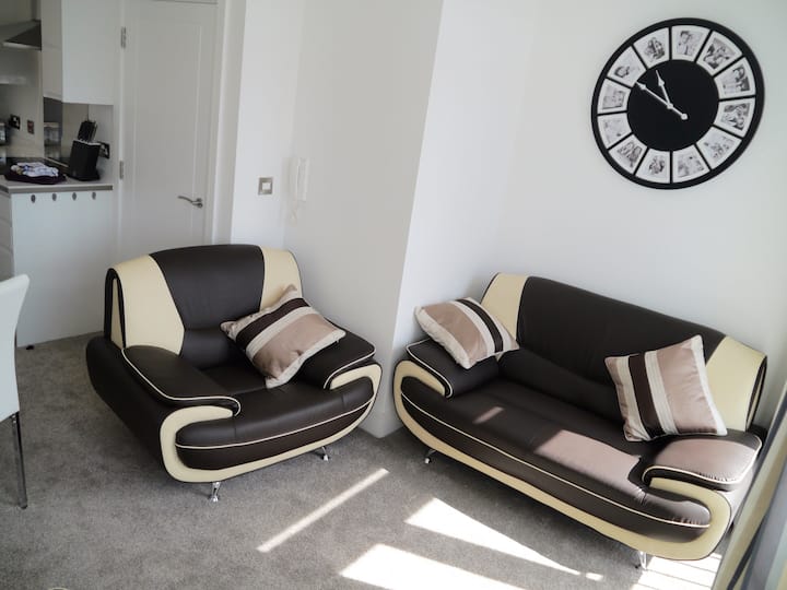 City Walls 5 Minute Walk From Apartment. - Fulford