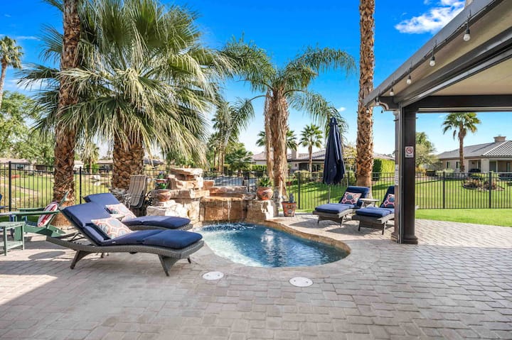 Desert Lakefront Retreat - Steps To Coachella - Coachella, CA