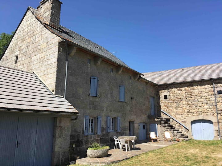 Maison Authentique, Dépaysement, Calme En Aubrac - Saint-Chély-d'Apcher