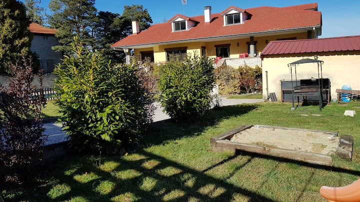 Acogedora Villa En La Sierra. San Rafael - Los Molinos