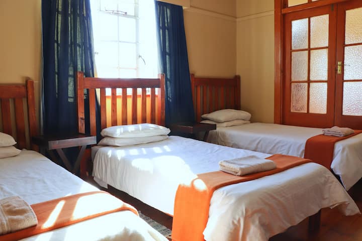 Come Relax Under Shady Trees On The Terrance - Swaziland/ Eswatini