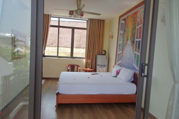 Luxury Double Room With Balcony & Swimming Pool - Vietnam