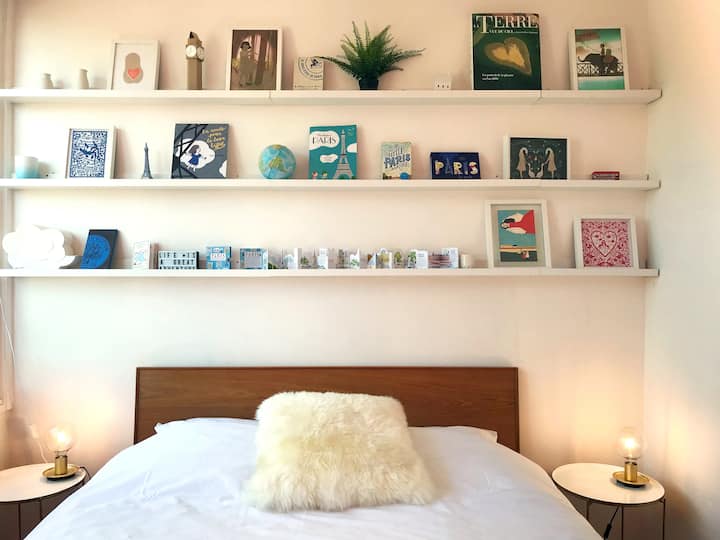 Excitements Of Paris + Parking +Artsy Canal Life - ibis Paris Pantin Eglise