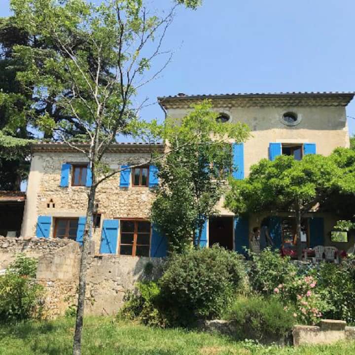 Maison De Caractère Sur Les Hauteurs De Dieulefit - Dieulefit