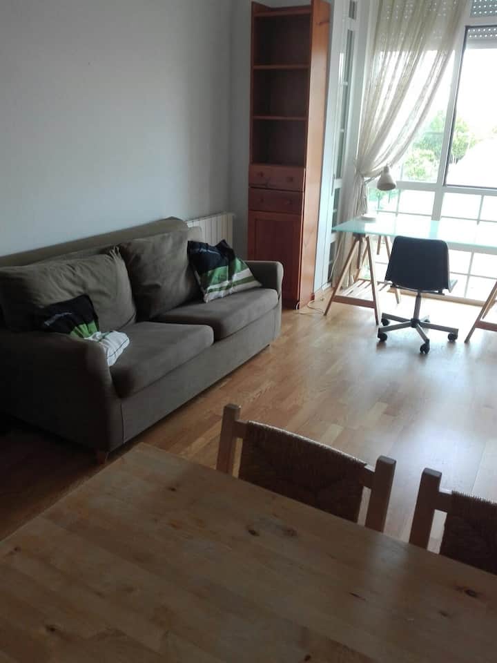 Piso Muy Simpatico En El Centro - Valdemorillo