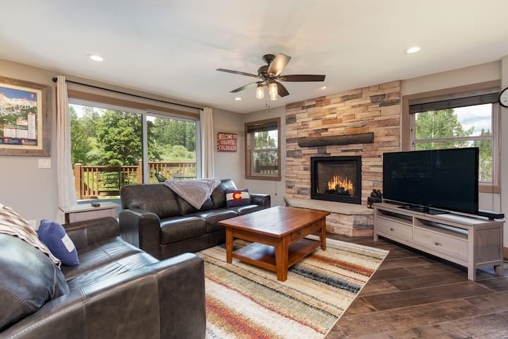 Breckenridge 2br/2ba Ski-in Ski-out - Breckenridge, CO