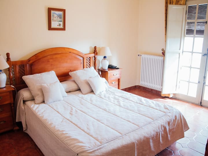 Habitación De Matrimonio Las B. - Villahermosa, Spain