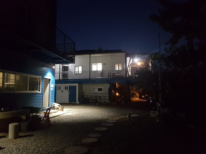 일영펜션 본관일층 15명 이상 - 광탄면