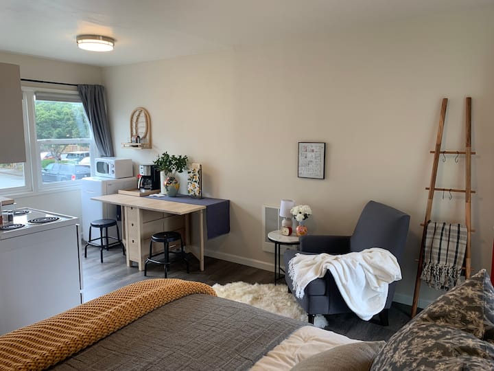Downtown Arcata Studio Apartment - Humboldt County, CA