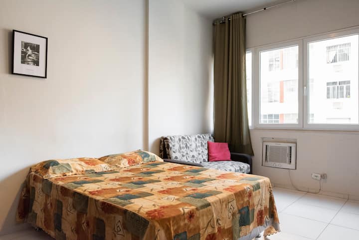 Cozy Apartment 100 M From Copacabana Beach - Rio de Janeiro