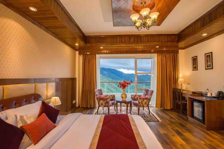 Hotel Retreat Mashobra ,Central Heated Rooms - Shimla