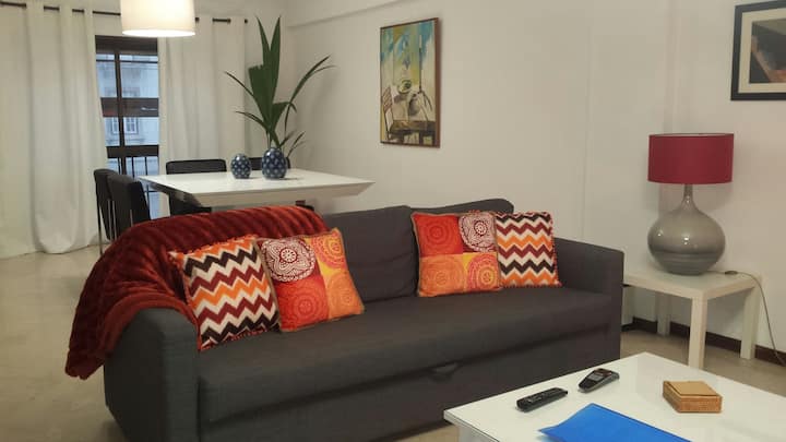 Bedroom With Balcony - Big Apartment With Terrace - Alfama