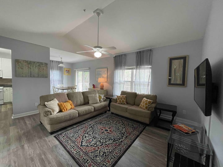 Sweet Condo In  The Heart Of Gulf Shores 412 - Gulf Shores, AL