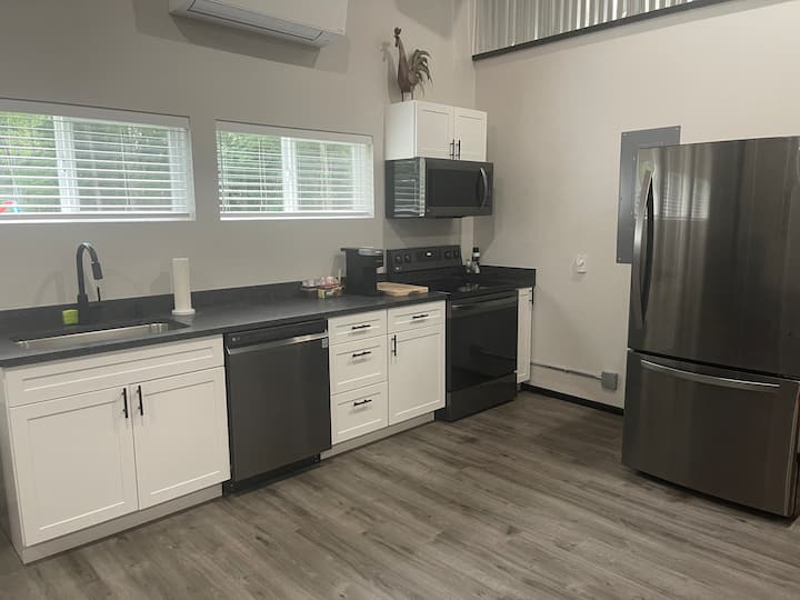 Cozy Guest Suite In The Country (Entire Place) - Olympic National Park, Port Angeles