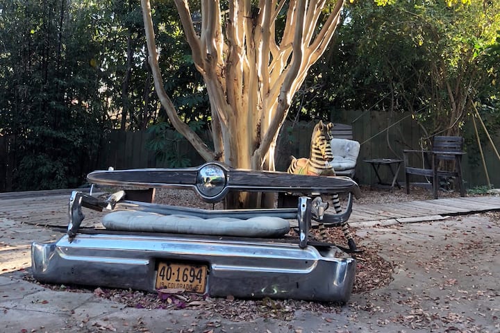 Hollywood Hills Bohemian Beachwood Canyon Villa - Los Angeles, CA