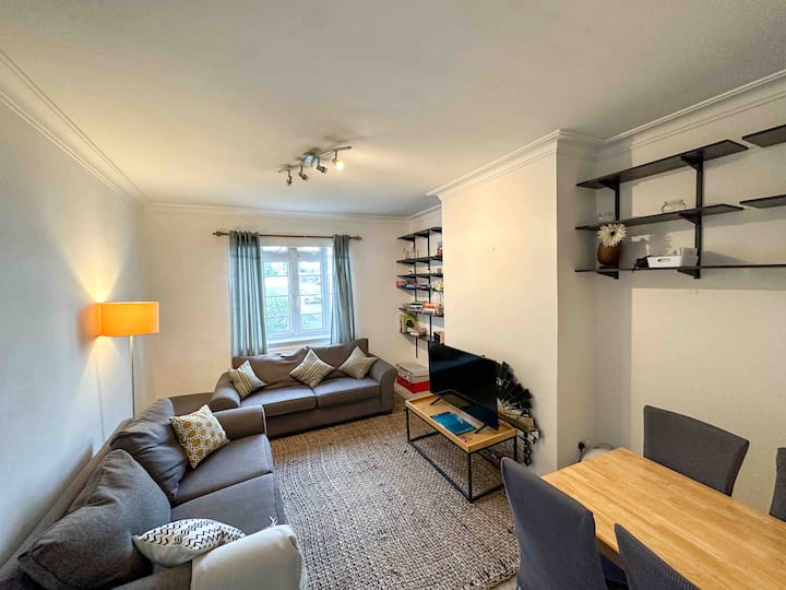 2 Bed Flat Short Walk From Brent Cross Station - Londres