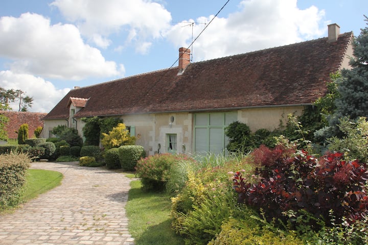 Belle Longère Avec Piscine Chauffée - Touraine