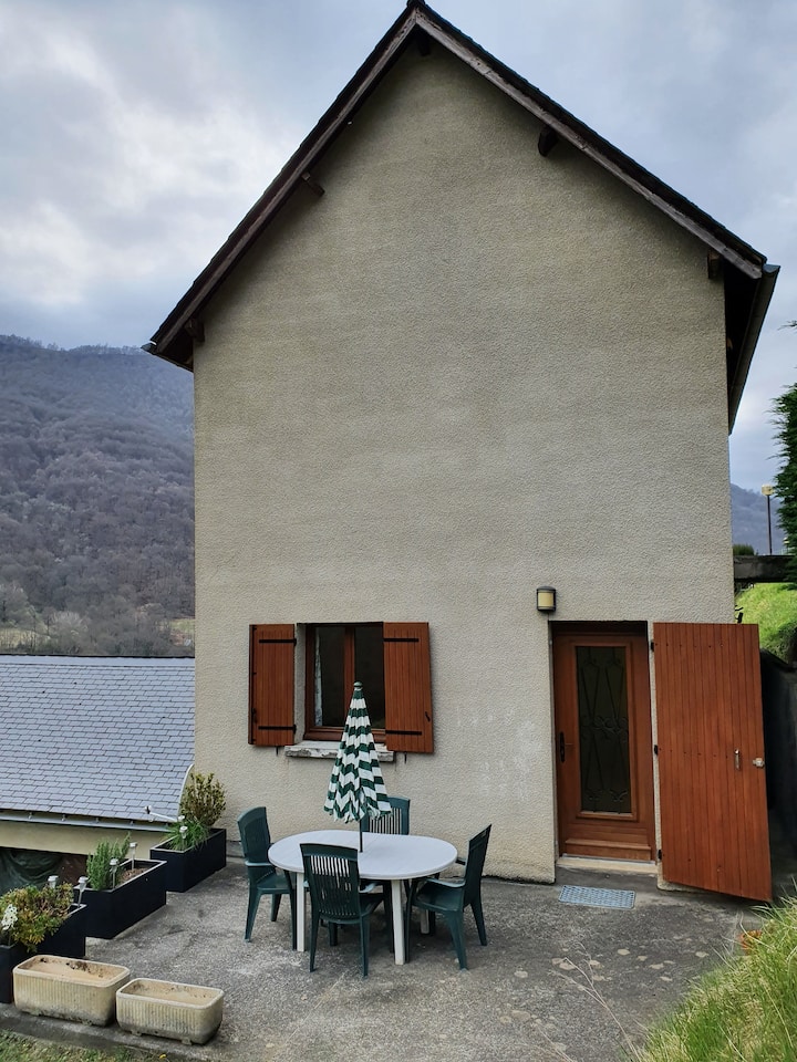 Gîte De Caoubou Dans La Belle Vallée De Bethmale - Ariège