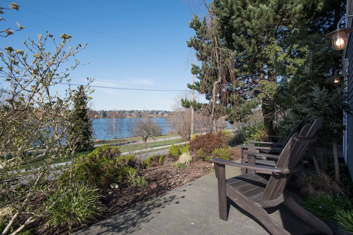 Green Lake View 2 Bed 1 Bath Apt - 시애틀