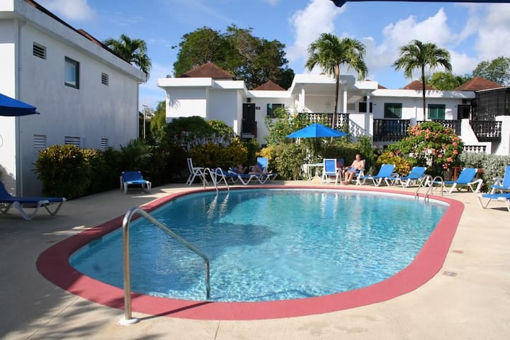 644 Bushy Park, Rockley Golf & Country Club - Bridgetown