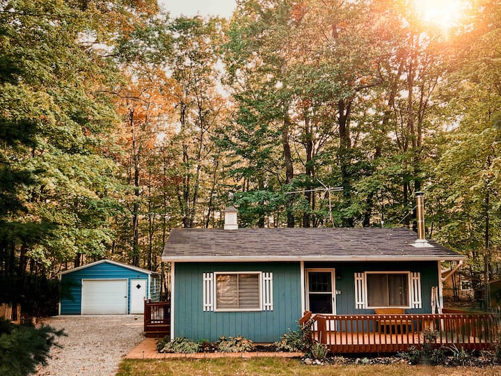 Cozy Blue Cabin At Higgins Lake - South Higgins Lake State Park, Roscommon