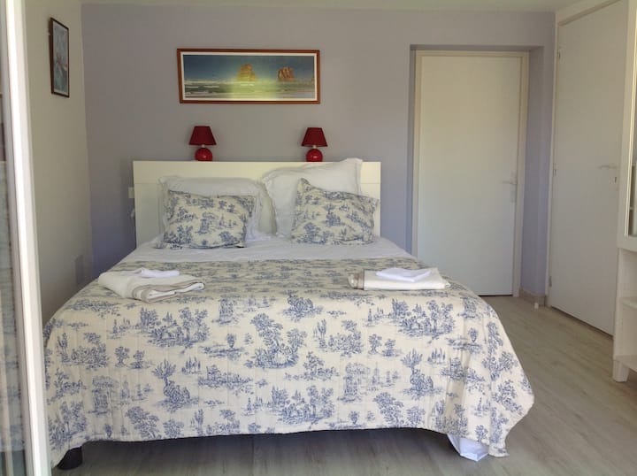 Belle Chambre Dans Un Excellent Emplacement - Irun