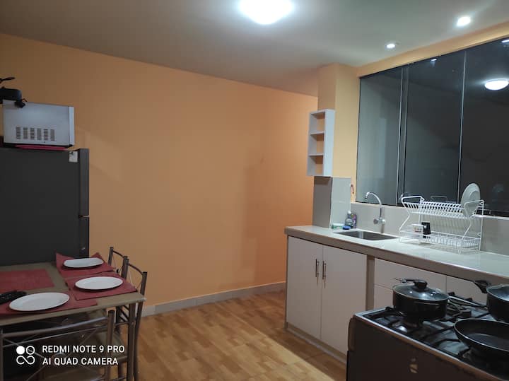 Minidepa Amoblado 1 Hab. C/cochera Eléctrica - Trujillo