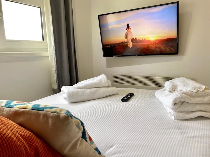 Kennedy House Beach Side 1bed Studio 2f - Blackpool
