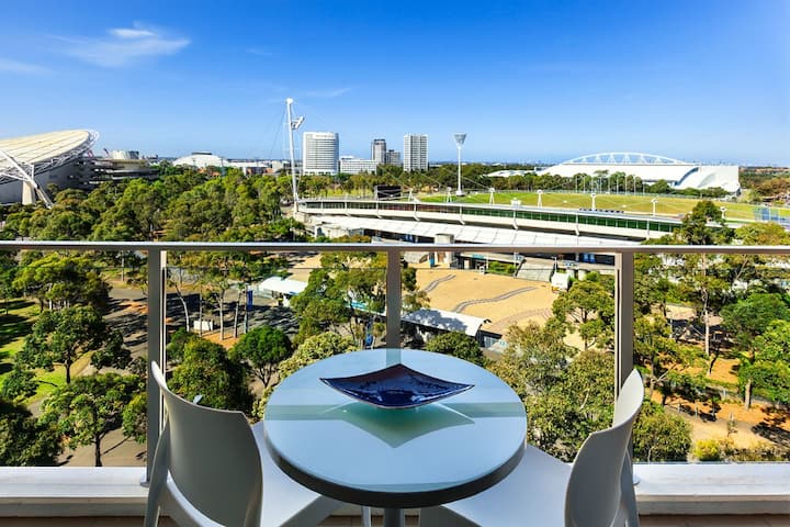 Comfortable Three Bed Apartment In Olympic Park - Sidney