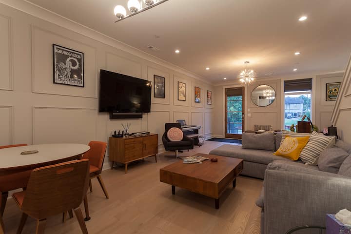 Mid-century Inspiration In The Center Of Nashville - Nashville, TN