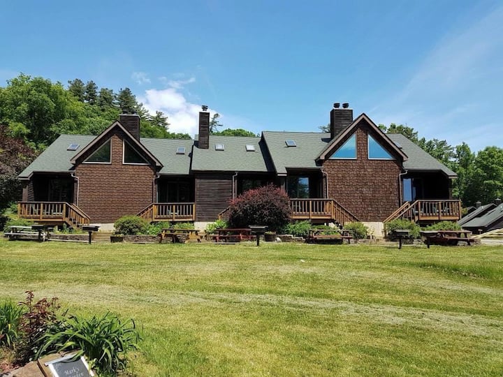Lakefront Villas On Northern Lake George (N2) - Hague, NY