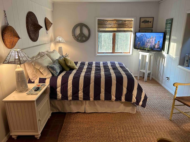 Benson Drive Bed & Breakfast - Montauk, NY