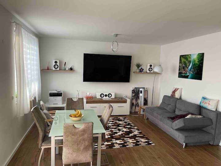 Teltow Home With Luxury Whirlpool Bathtub - Berlin