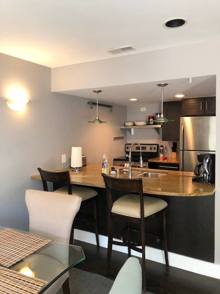 Downtown Prime Location Condo!! - Boulder, CO