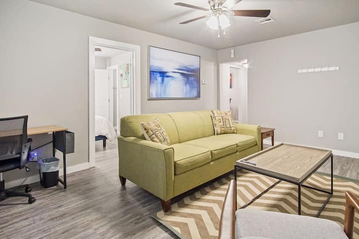 2bed 1bath Executive Apartment Great Location! - Oklahoma City