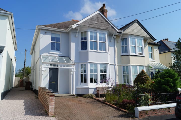 Spacious Family Home Near Town Centre And Beaches - Kingsbridge