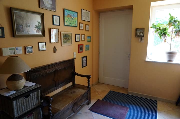Jolie Chambre 1 Lit 2 Pers Bien éQuipée Et Calme ! - Rixensart