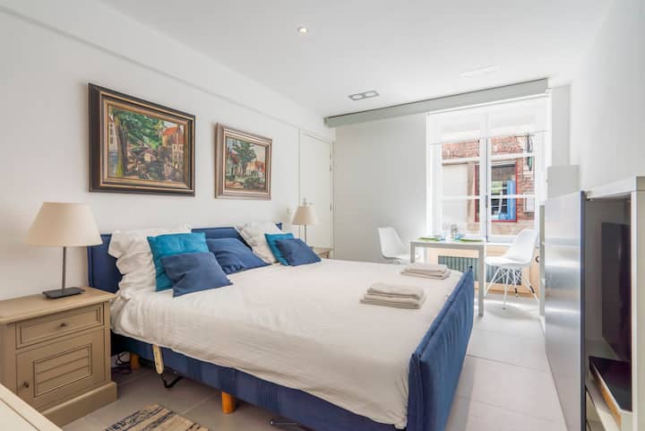 Modern Guest House In Centre Of Bruges - Brujas