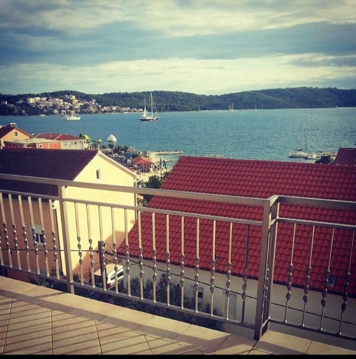 Apartments Krizanac - Trogir